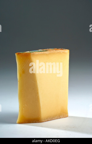 cheese - gouda Stock Photo - Alamy