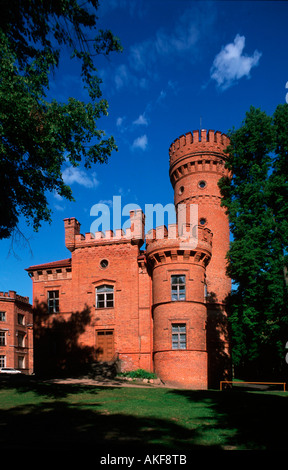 Raudone Castle, Jurbarkas, Lithuania Stock Photo - Alamy