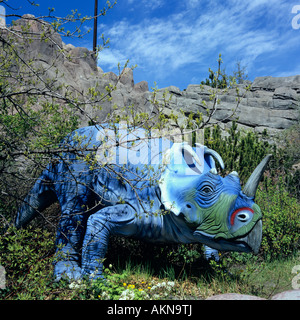 A replica of a Centrosaurus at the Calgary Zoo Prehistoric Park in ...