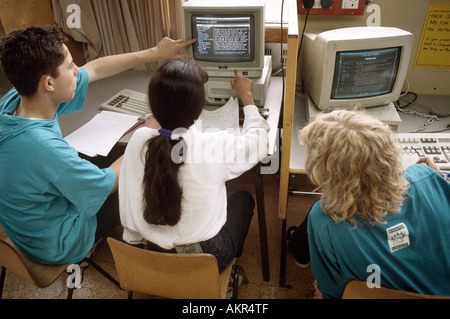 library computer area Stock Photo - Alamy