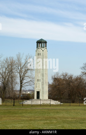 Detroit, Michigan - The Livingstone Memorial Lighthouse. The 58-foot ...