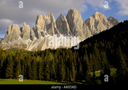 Geisler Spitzen, Geisler mountain at sunset, Dolomite Alps, Dolomites ...