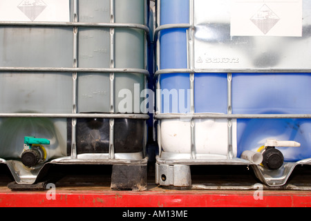 IBC containers onboard a lorry Stock Photo - Alamy