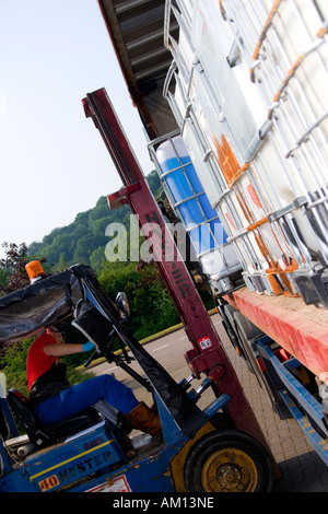 Intermediate Bulk Container (IBC) loaded onto a lorry trailer Stock ...