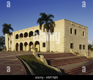 View of Alcazar de Colon, UNESCO World Heritage Site, Santo Domingo ...