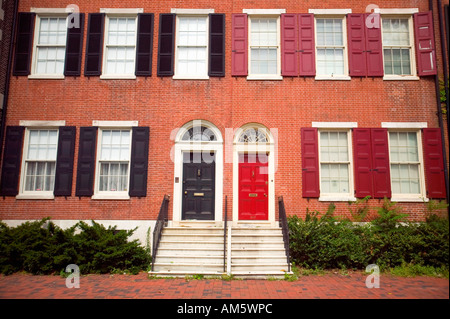 Philadelphia, Pennsylvania: 18th century brick Marine Barracks at Stock ...