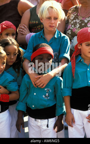 Spaniards, Spaniard, Spanish people, young men, young women, teenagers ...