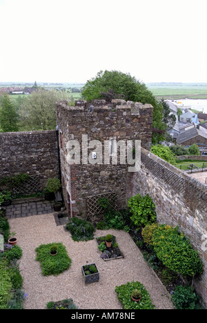 Gardens and womens prison block at "Ypres Tower" castle in Rye ...