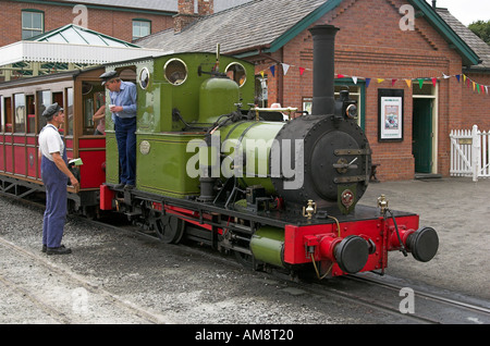 Talyllyn Railway locomotive No 2 Dolgoch at Pendre Level crossing Tywyn ...