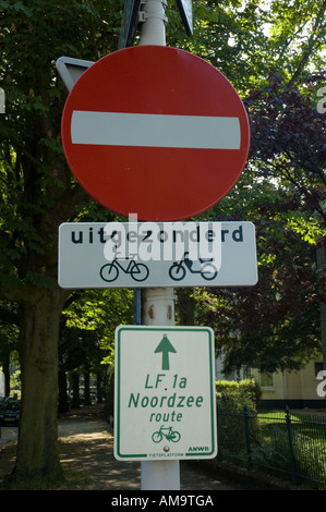 Road sign no entry for cyclists in the pedestrian city zone Stock Photo ...