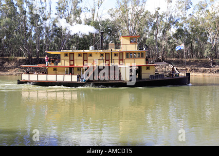Paddle-steamer Emmylou, cruising the Murray river near the historic ...