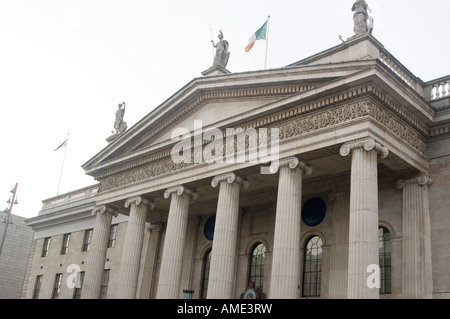 GPO Dublin Ireland Bullet Holes Stock Photo - Alamy
