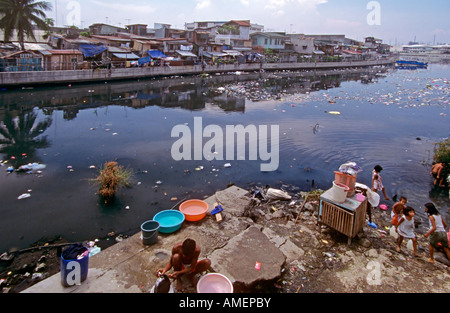 Slum Tondo Manila Philippines Stock Photo - Alamy