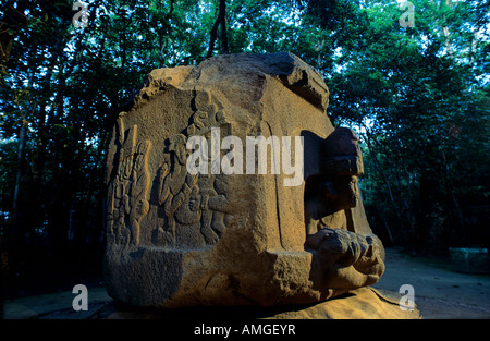 Altar 4 Olmec carving. La Venta, Tabasco, Mexico Stock Photo - Alamy