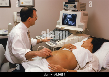 Outline of five month old fetus during ultrasound test Stock Photo - Alamy