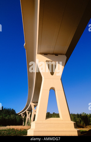 The Stoney Trail Bridge, Calgary, Alberta Canada Stock Photo - Alamy