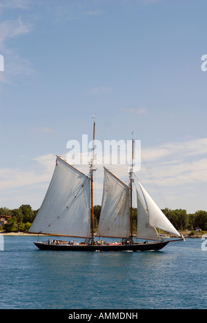 The Tall Ship Highlander under sail on the St Clair River at Port Huron ...
