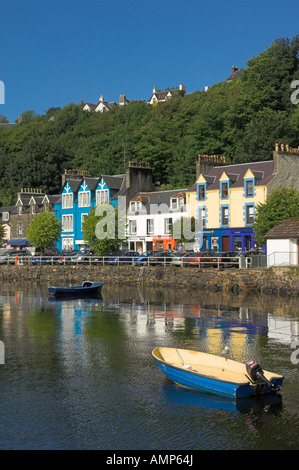 Multicoloured houses in the harbour at Tobermory Balamory Mull Inner ...