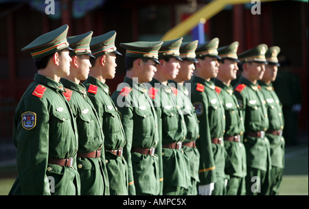 Chinese soldiers in front of the Imperial Palace, Beijing, China Stock ...
