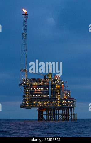 Etap Oil rig complex north sea BP production gas Stock Photo - Alamy