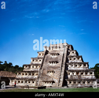 Niche Pyramid, El Tajin, Veracruz Mexico Stock Photo - Alamy