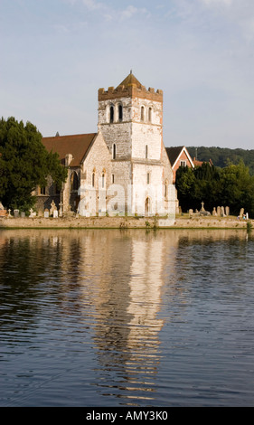 The River Thames in Marlow, Buckinghamshire, England United Kingdom UK ...
