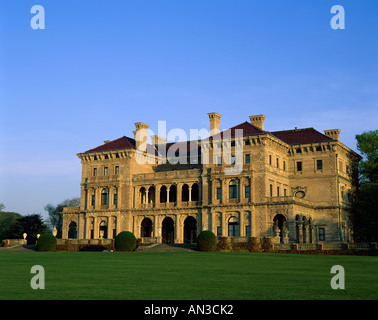 USA, New England, Rhode Island, Bristol. Historic Guiteras Memorial ...