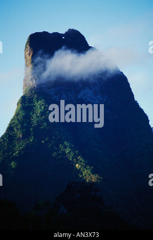Mt Mouaputa Moorea French Polynesia Stock Photo - Alamy