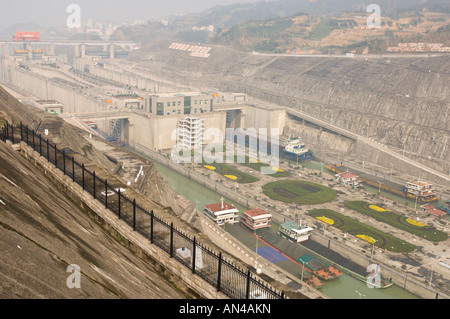 Locks, Three Gorges (Sanxia) Dam, Yangtze River, China Stock Photo - Alamy