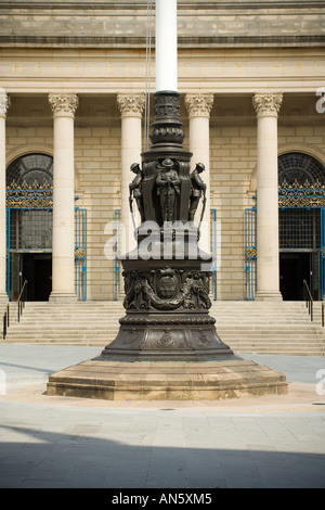 Sheffield City Hall. an art deco classical concert hall, Sheffield ...