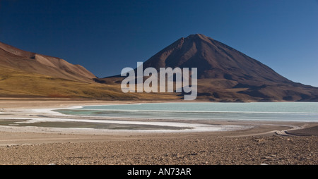 Volcan Licancabur and the Laguna Verde on the Chile Bolivia border ...