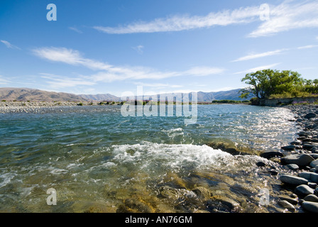 The Ahuriri River near Omarama, Mackenzie District, Canterbury, South ...