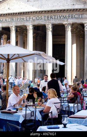 Pavement cafes outside the Pantheon Piazza della Rotonda Rome Italy ...