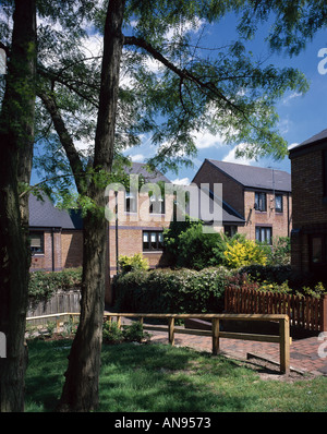 Queens Road Social Housing, Kew. London & Quadrant Housing Trust Stock ...