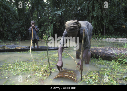 Fish catch niger delta Stock Photo - Alamy
