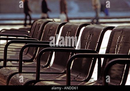Park Bench in Karlsplatz Park Vienna Austria Stock Photo - Alamy
