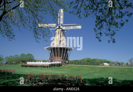 The windmill at windmill island - Holland, Michigan Tulip Festival ...