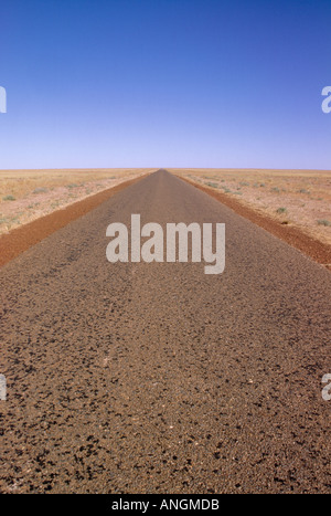 Empty outback road, the "Tablelands Highway". Northern Territory ...