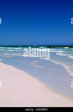 indian ocean at denham (australia Stock Photo - Alamy