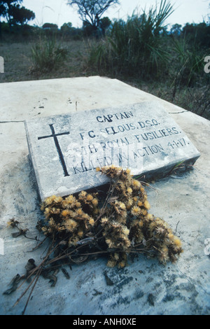 FREDERICK SELOUS (1851-1917) Grave of English officer,hunter and ...