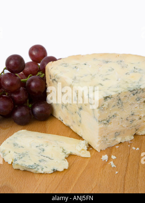 Stilton and grapes Stock Photo - Alamy