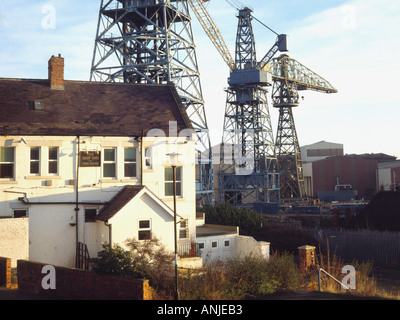 Cranes in Swan Hunter's shipyard, Wallsend, Tyneside Stock Photo - Alamy