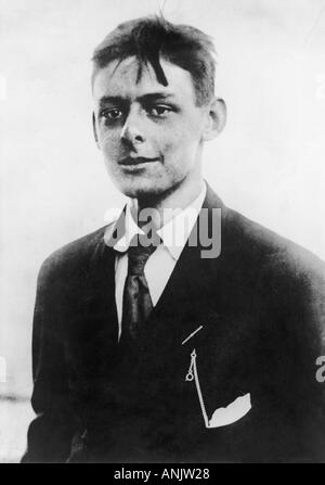 Thomas Stearns (TS) Eliot (1888-1965), American-born British poet ...