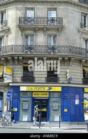 post office paris postes france Stock Photo - Alamy