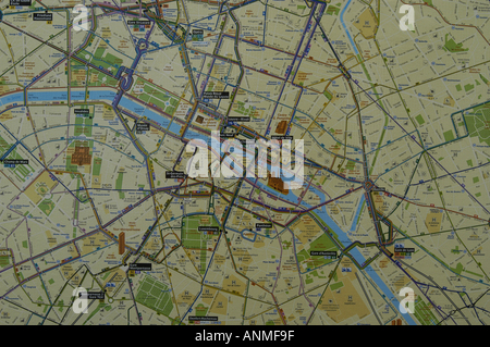 A map of Paris's public transportation routes Stock Photo - Alamy
