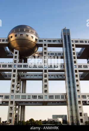 Modern Fuji Television Broadcast building in Tokyo - TOKYO / JAPAN ...