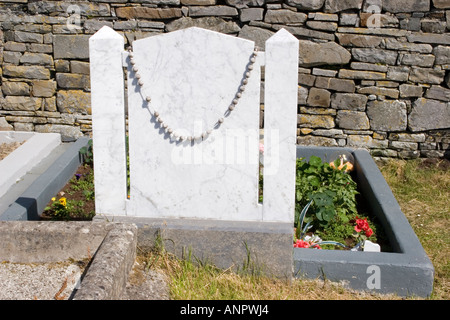 Cross Village Graveyard, Loop Head, County Clare, Munster, Republic of ...