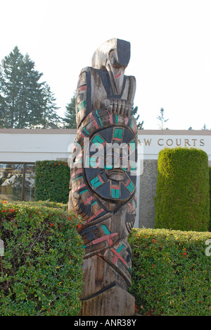 Duncan City of Totems Cowicham Valley First Nations Traditional ...