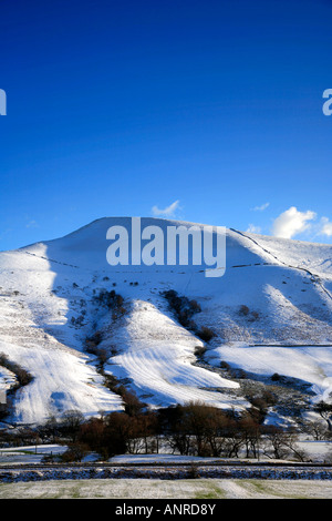 Winter snow on Lose Hill from Edale valley Peak District National Park ...