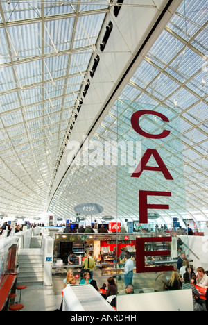 Paris France,Europe,French,CDG,Charles de Gaulle Airport,ticket vending ...